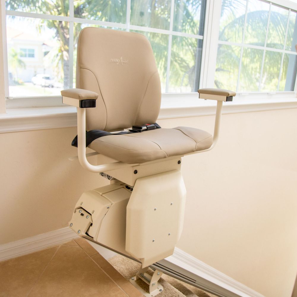 Harmar Pinnacle Heavy-Duty Stairlift - 600 lb. Capacity | Mobility Mart